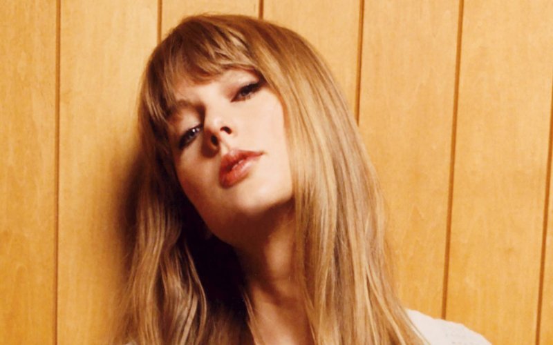Taylor Swift’s Producer: The Creative Force Behind Her Evolution ...